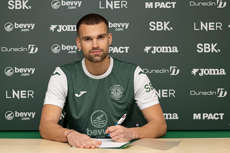 Hibs announce their fourth and fifth signings of the transfer window ...