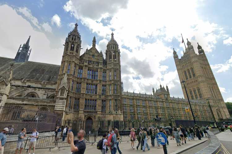 Palace of Westminster restoration could cost £11.1 billion, report ...