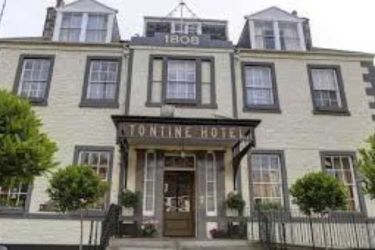 Hotel’s bid for outside bar raises police concerns - Midlothian View